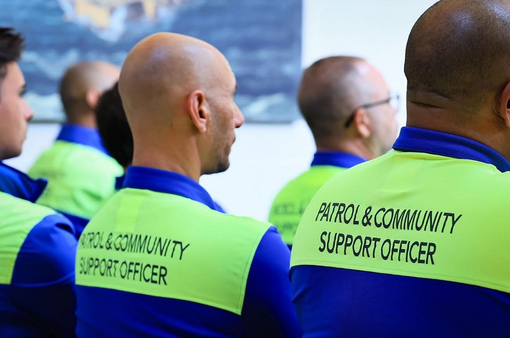 Imniedi s-servizz tal-Police Patrolling Community Support Officers ...