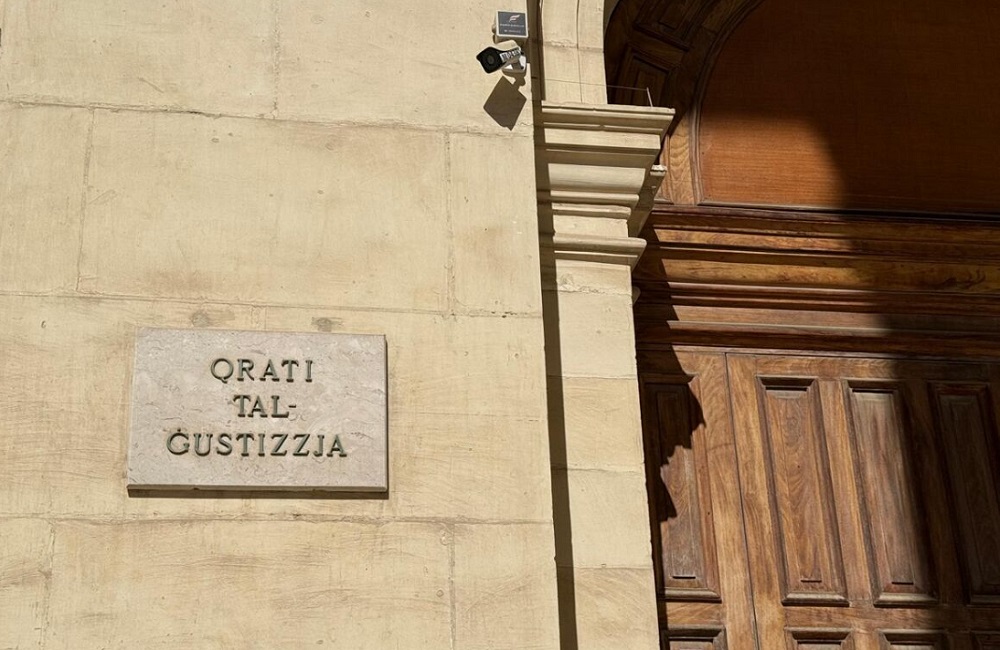 Jibda għaddej ġuri dwar pussess aggravat ta' kannabis, jammetti pussess ...