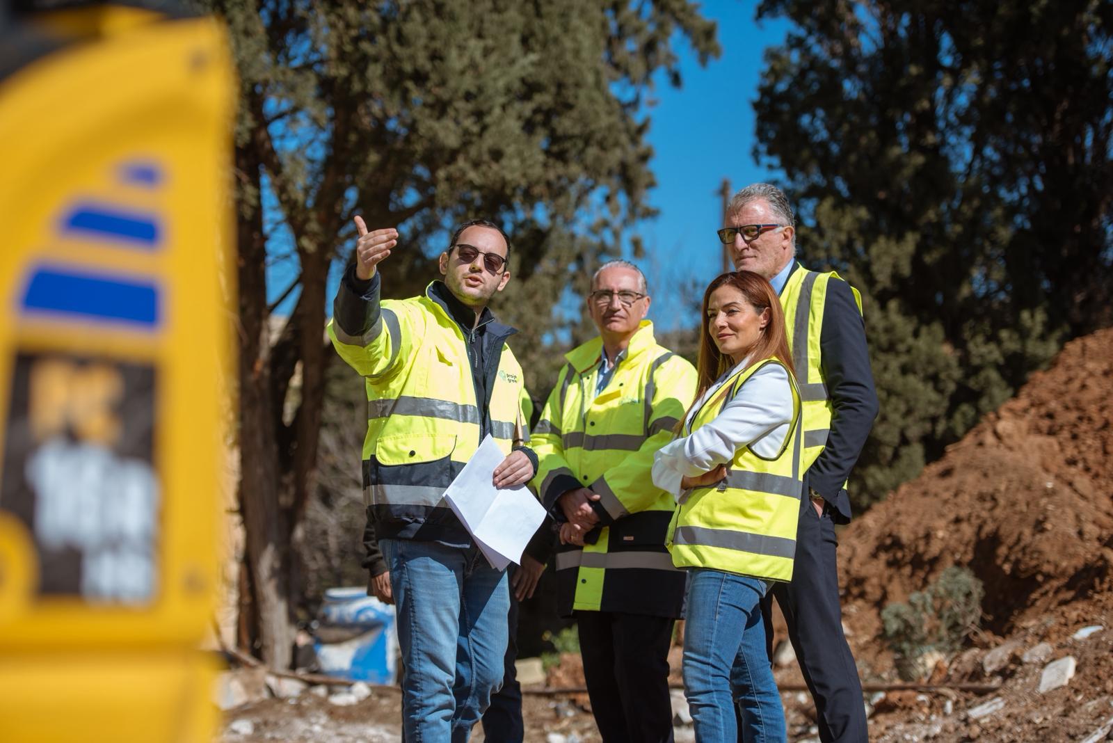 Spazju ambjentali miftuħ flimkien ma’ spazju edukattiv fl-iskola ta’ De ...