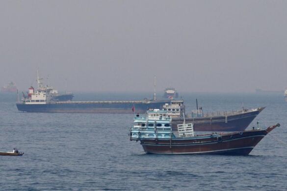 The United States attacks Iran again – missile site and military boats ...