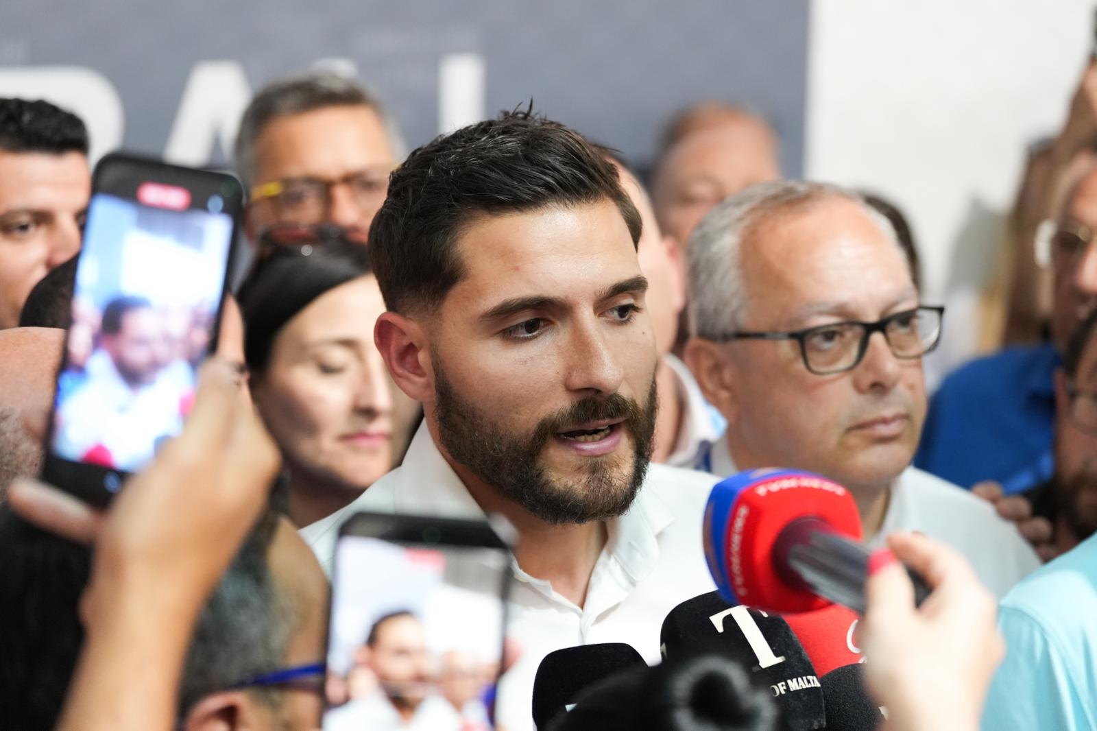 Il-Kap tal-PN jasal fil-kumpless tal-għadd tal-voti fin-Naxxar - TVMnews.mt