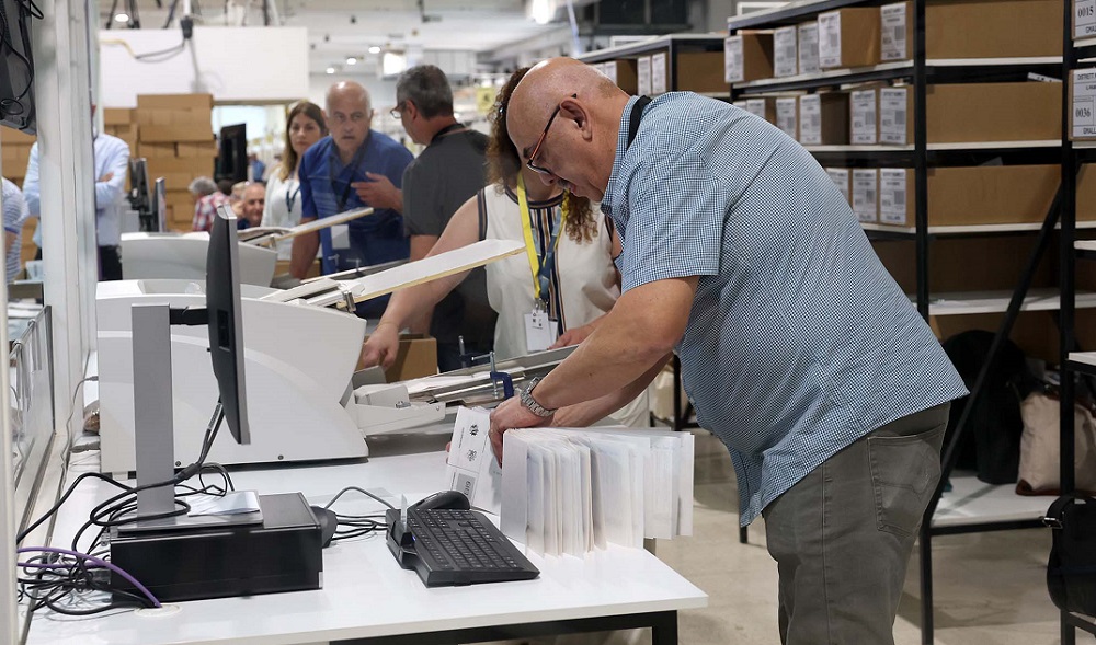 15-il deputat iridu jċedu siġġu wara li ġew eletti fuq żewġ distretti ...