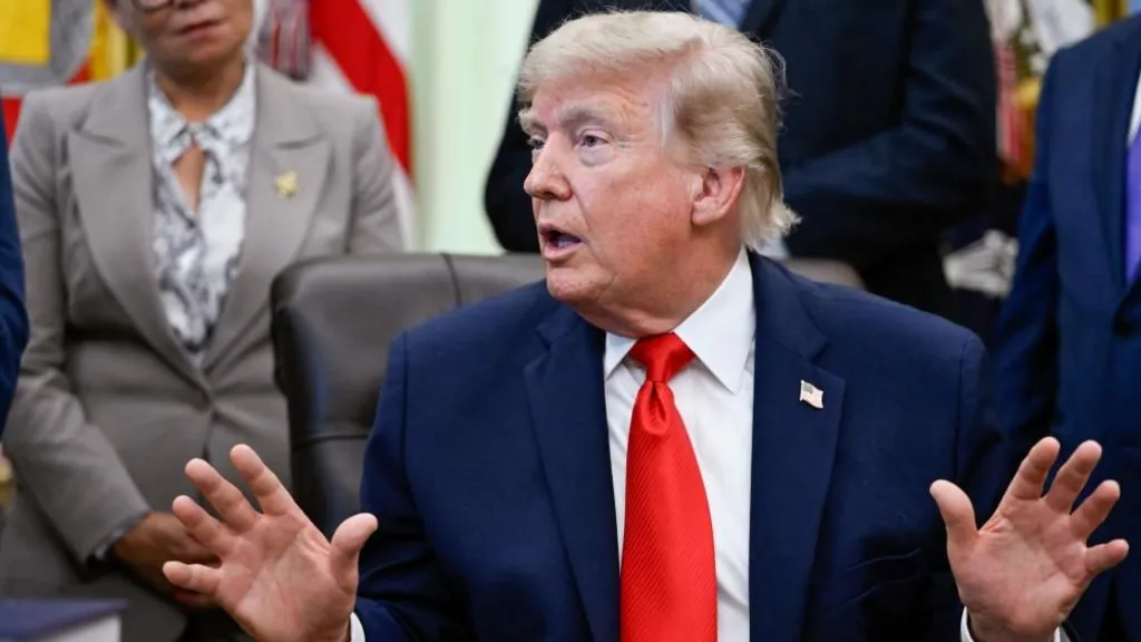 Trump announces that agreement with Iran expected to be signed on ...